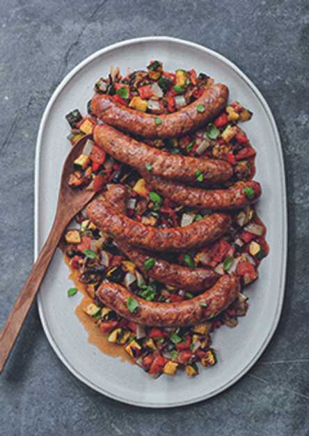 Saucisses grillées à la ratatouille | Éditions Larousse